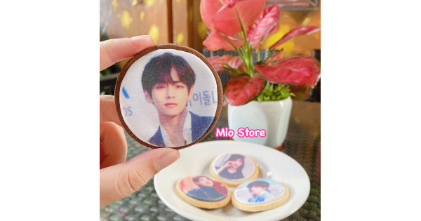 Icing cookies bế viền in hình